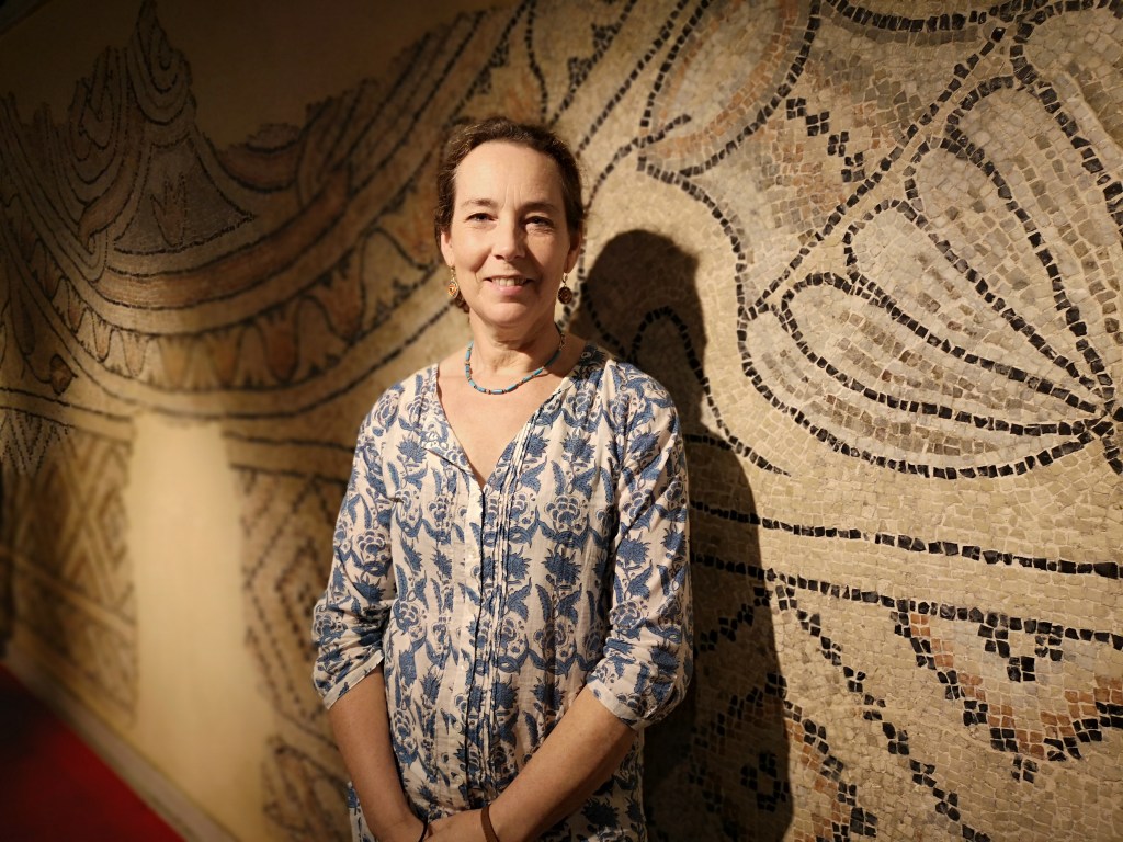 Three artists who changed careers – Mosaic & Glass